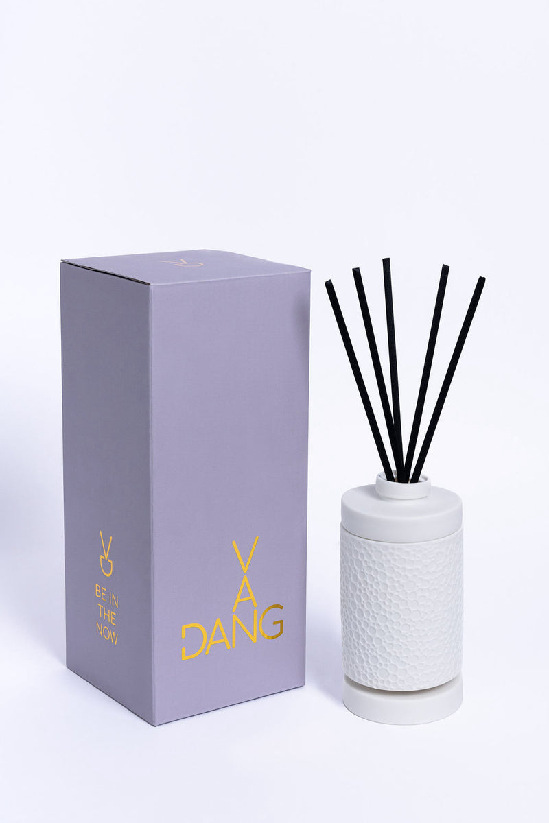 The Reed Diffuser - Rosa Luna – Van Dang Fragrances